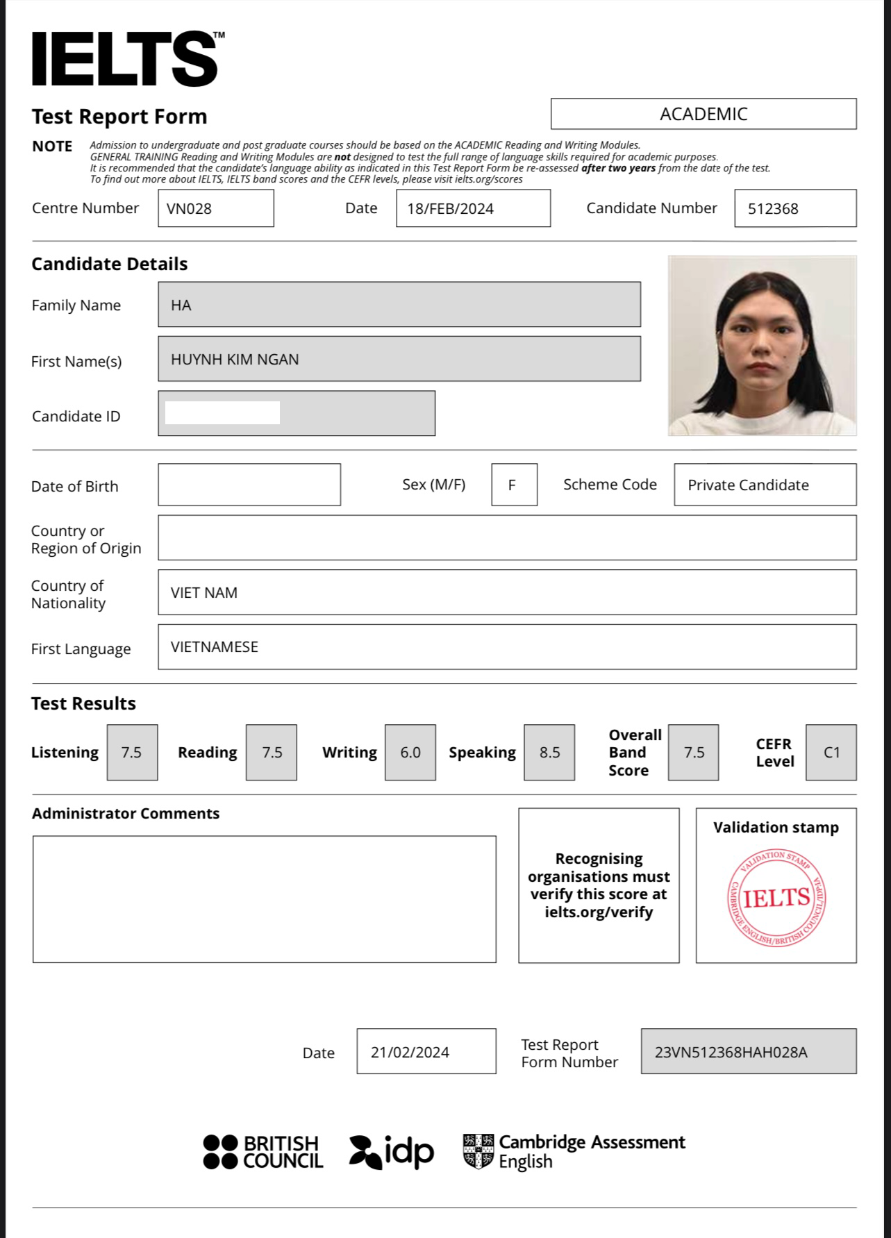 Hà Huỳnh Kim Ngân - 7.5 IELTS - Summit Education